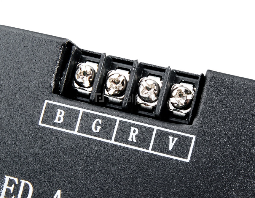 DC5/12/24V RGB Signal Amplifier - 10A/CH PWM LED Strip Extender | 3528/5050